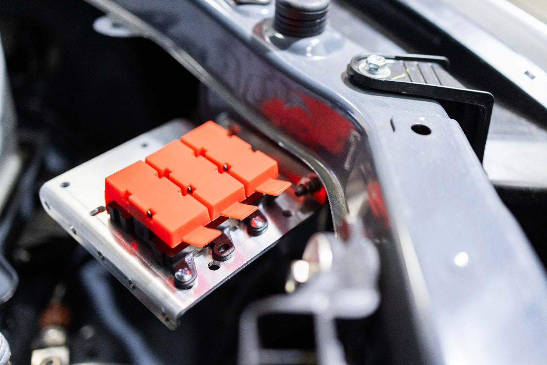 Engine Bay Fuse Panel D-Max 2020+ – TrailBait